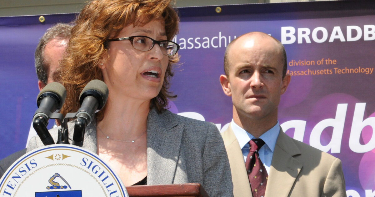 Senate Confirms Anna Gomez to FCC – EPIC – Electronic Privacy ...